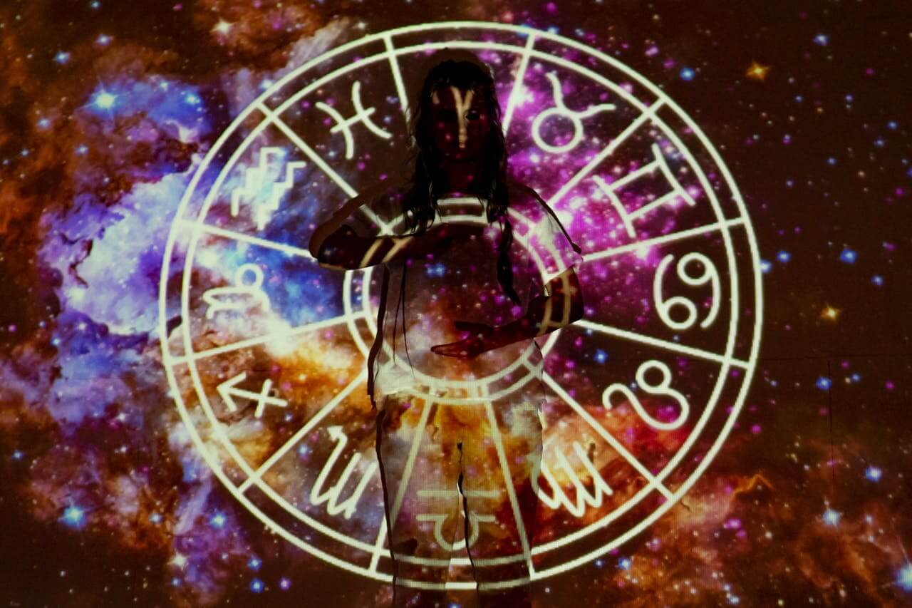 The Spiritual Dangers of Astrology And Horoscopes - Mercury Magazine